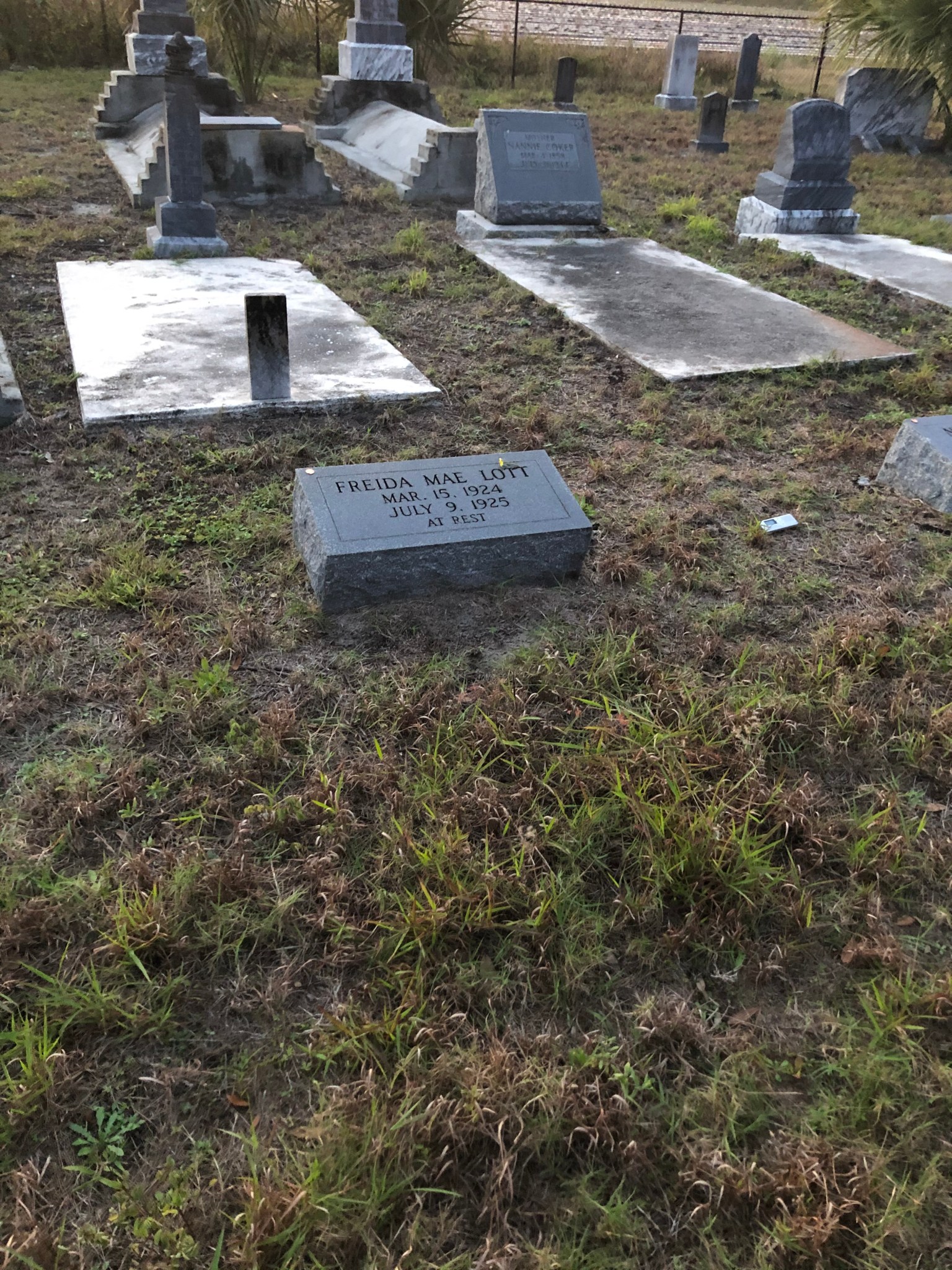 The Cursed Children of Coker Cemetery in Arcadia, Florida – Tripping on ...